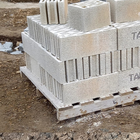 Projet de construction d'une maison passive isolée en paille